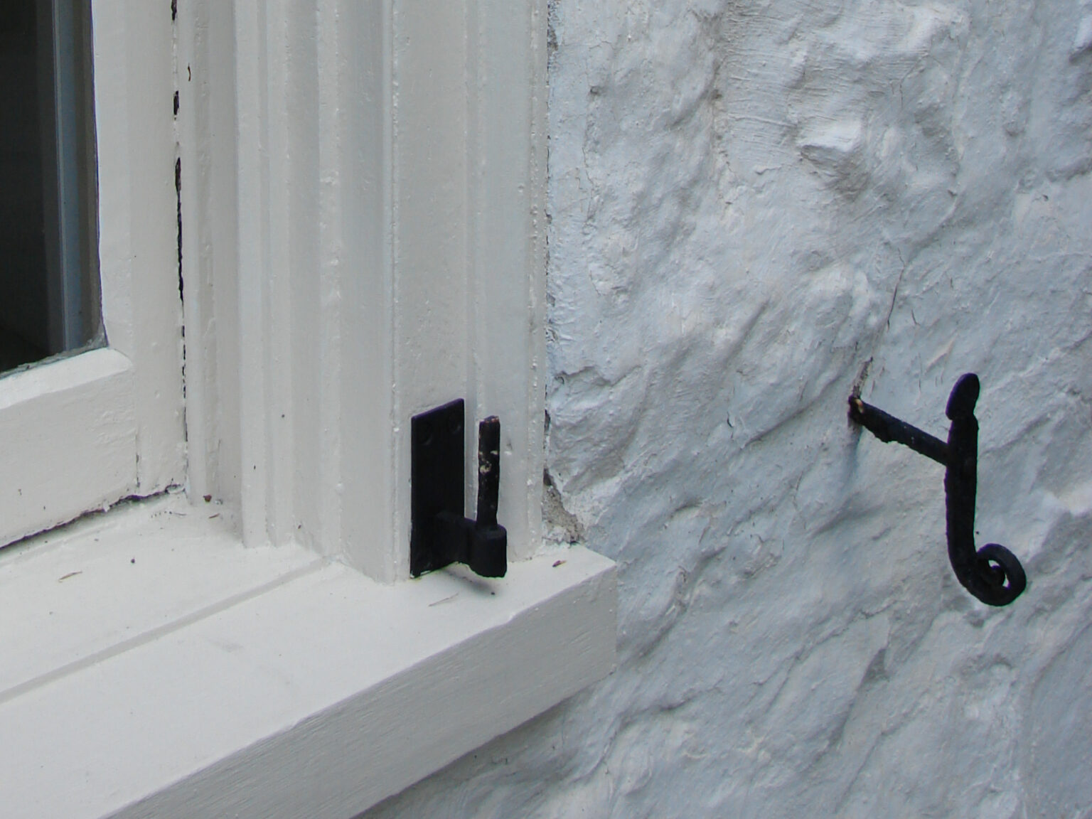 Finding The Correct Hinge Offset for Exterior Shutter Hardware ...